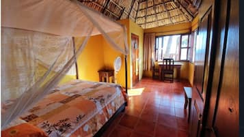 Quarto casal panorâmico, vista para o mar | Wi-Fi de cortesia, roupa de cama