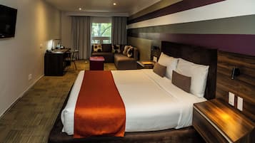 Quarto Deluxe | Cofre no quarto, secretária, ferro/tábua de engomar, Wi-fi grátis