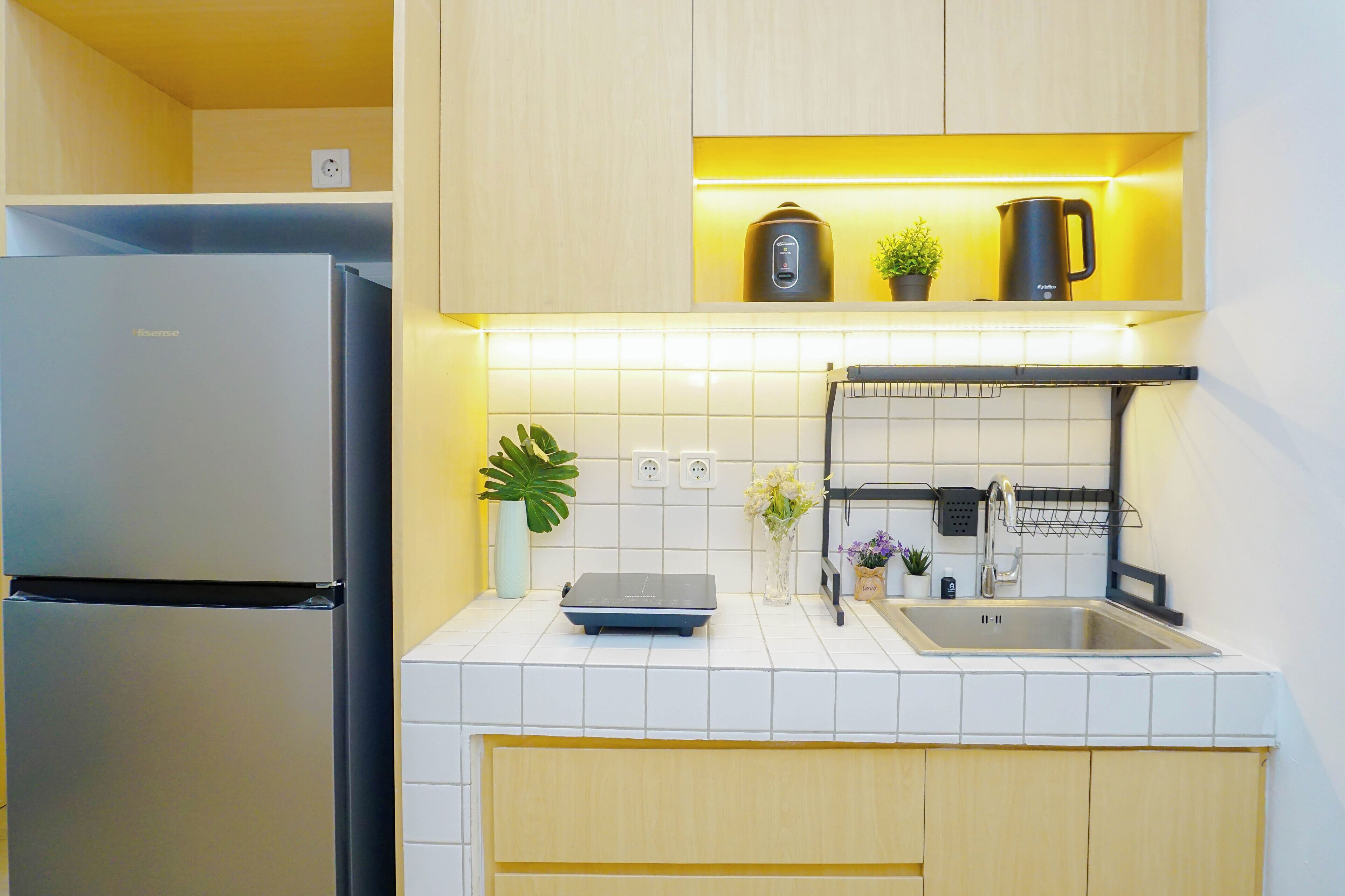 Apartamento Standard | Cozinha privada | Uma chaleira elétrica 
