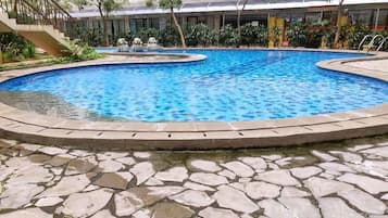 Piscina exterior