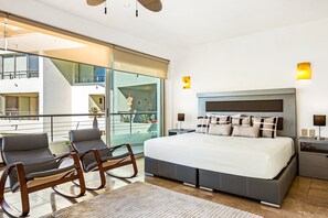 Condo, várias camas, acesso à piscina, vista para o oceano (Nitta Condo # 407 Penthouse) | 2 quartos, individualmente decorados, individualmente mobiliados