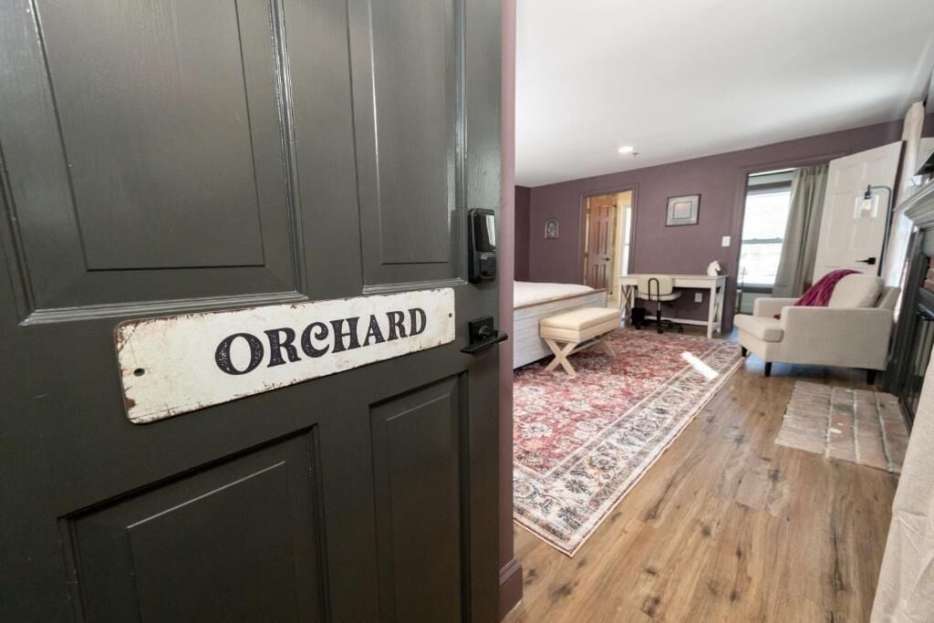 Orchard Room | Secretária, secretária adequada para computadores portáteis 