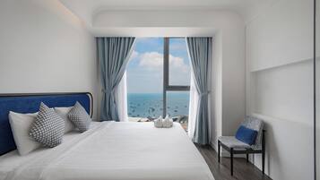 Minibar, Wi-fi grátis, roupa de cama fornecida