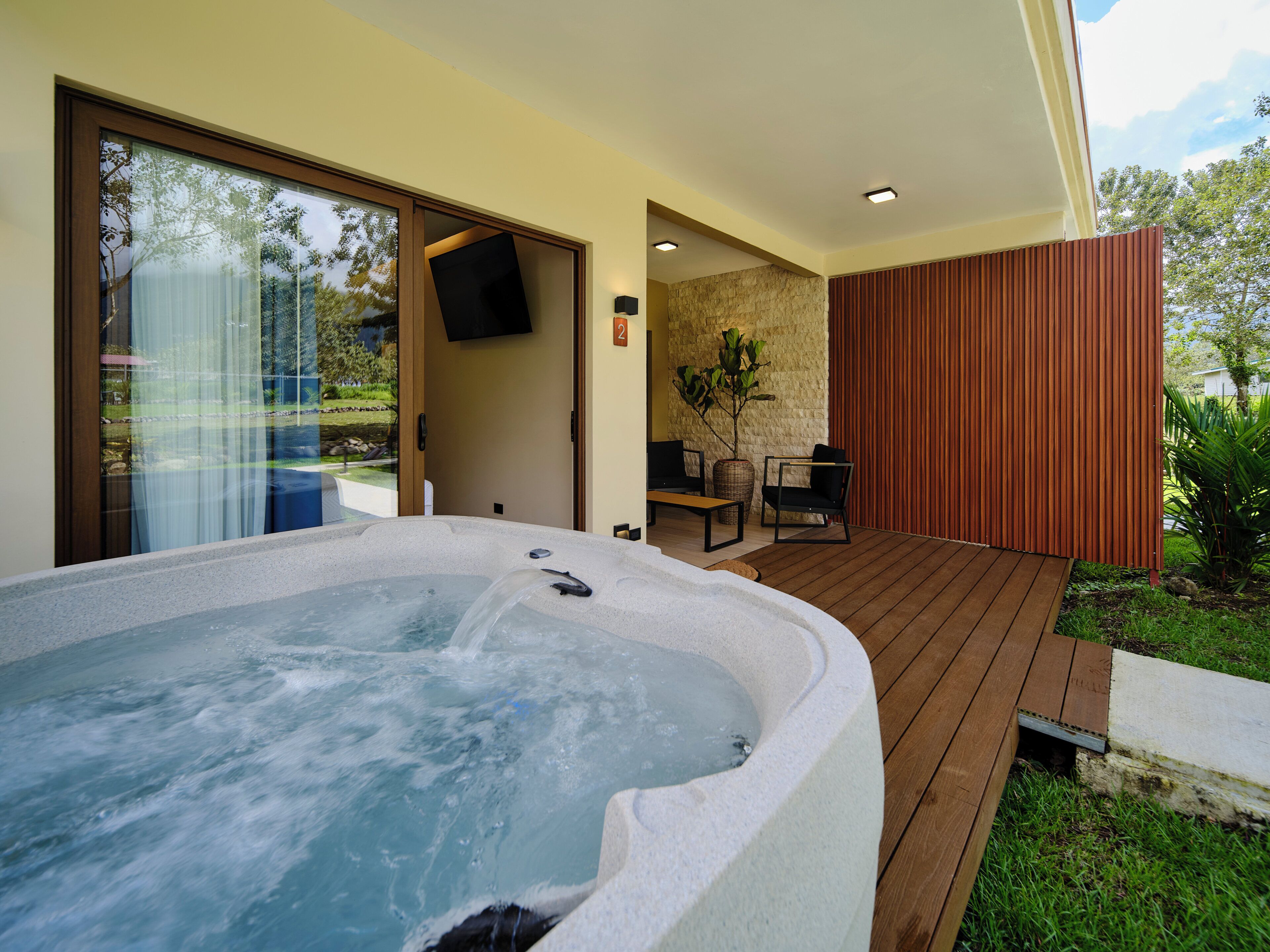 Vila superluxo, vista para a montanha | Terraço/pátio