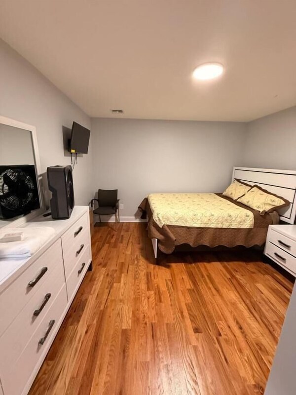 Excels Home - Newark, NJ