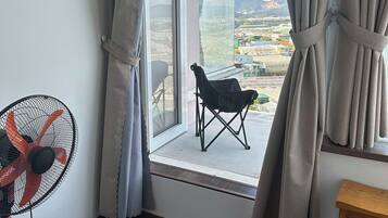 Quarto Duplo Básico para 1 Pessoa, não fumadores, vista para a montanha | Interior
