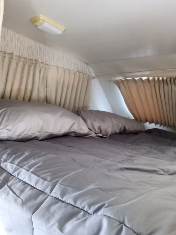 Adventure Awaits! Spacious Camper, Off-grid Experience - Rapid City, SD
