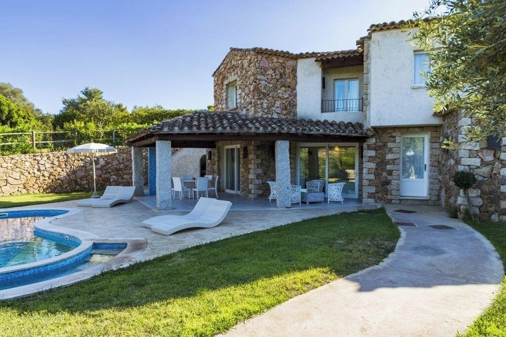 Vila executiva, 3 quartos, varanda, vista para o jardim | Terraço/pátio