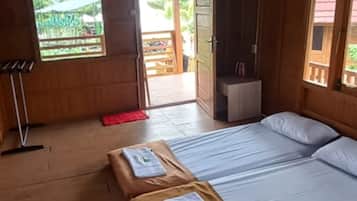 Bangalô, vista para o jardim