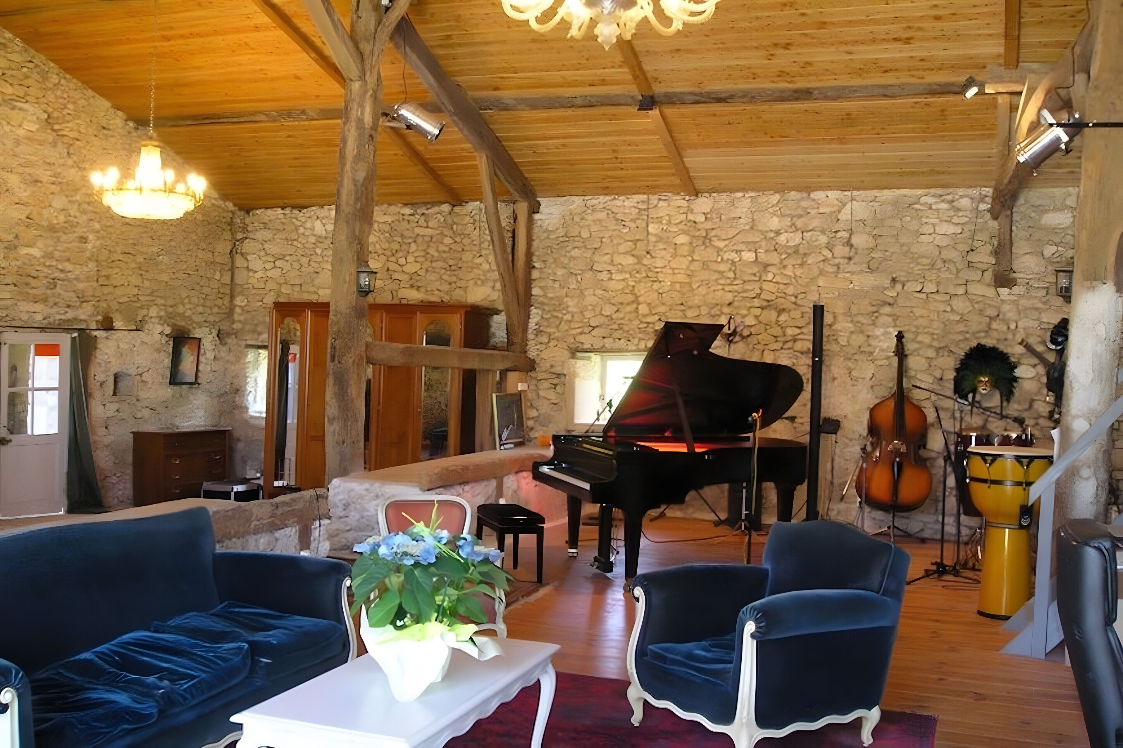 Holiday Home 'Domaine Agenas' With Lake View, Private Pool And Wi-fi - Villeneuve-sur-Lot