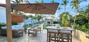 Apartamento grand, 3 quartos, vista para o mar | Terraço/pátio