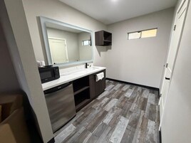 Quarto solteiro luxo | Cozinha privada | Cafeteira/chaleira