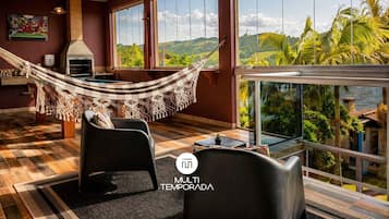 Área para churrascos e piqueniques