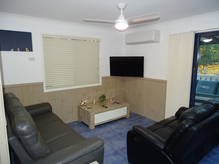 Whitewood Rural Retreat: 30 Acre Luxury Farmstay - Dubbo