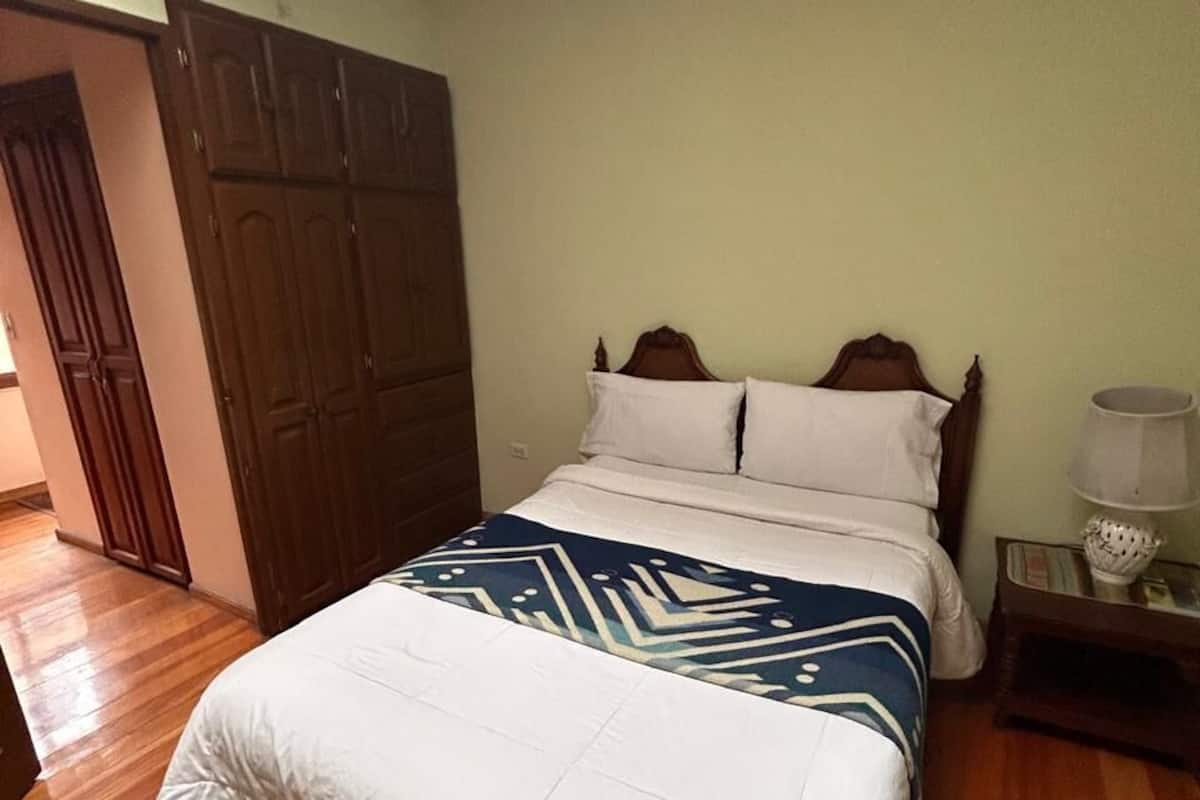 Apartamento Comfort | Edredões de penas, cofre no quarto, Wi-fi grátis