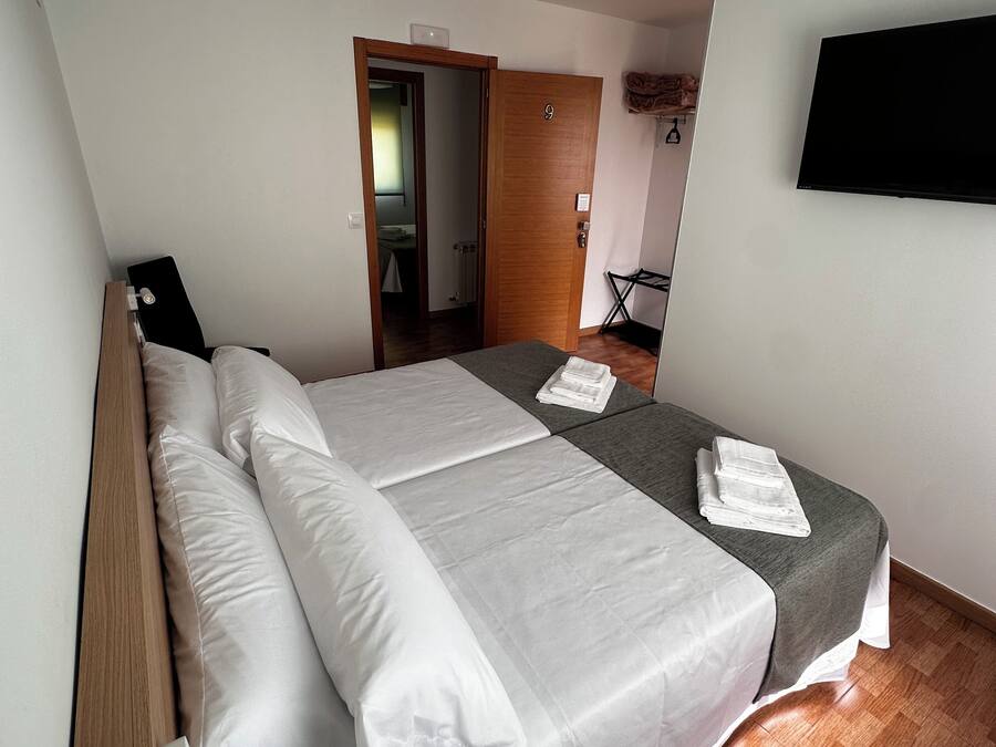 Quarto Twin, 2 camas individuais, não fumadores, vista para a montanha | Wi-fi grátis, acesso para cadeira de rodas