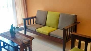 Estúdio clássico, sacada, vista para a montanha | Área de estar