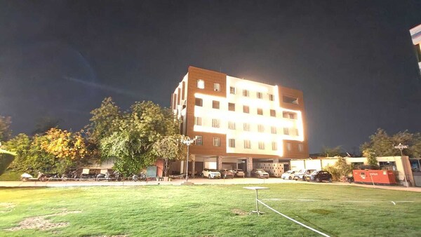 The Utsav Hotel Unit Of Rishabh Garden - 比卡內爾縣