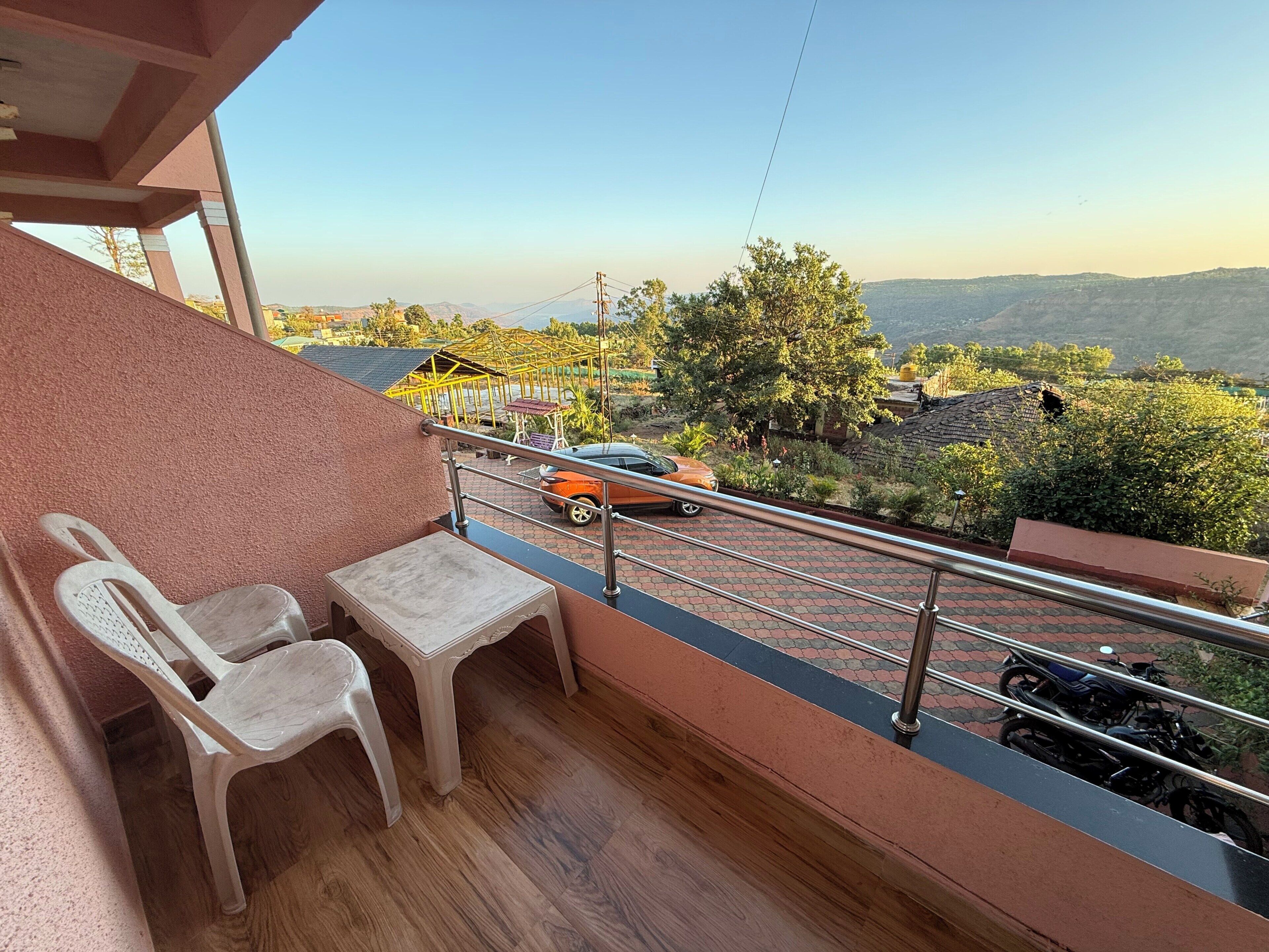 Quarto superior, sacada | Sacada