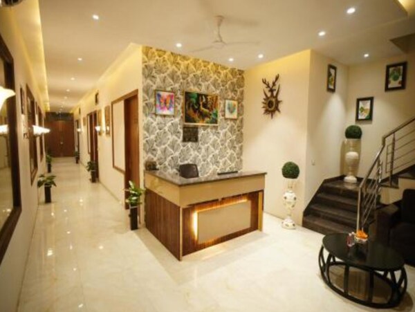 Hotel Leaf Farm Ludhiana - Ludhiana