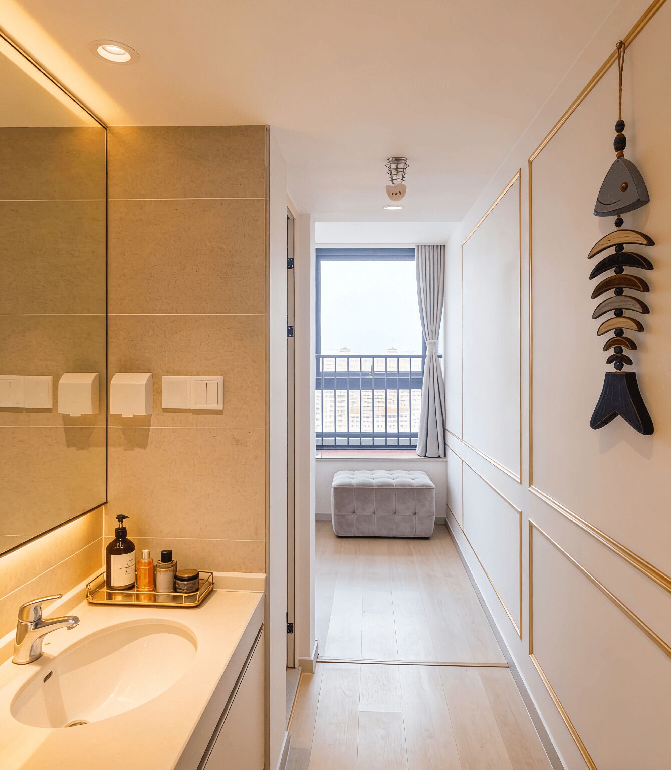 Quarto Duplo Superior | Casa de banho | Artigos de higiene pessoal grátis, um secador de cabelo, chinelos 