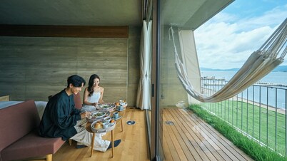 Yanmar Sunset Marina Clubhouse & Hotel