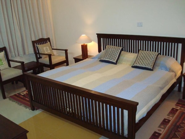 Ayurveda Bhavan - Rishikesh