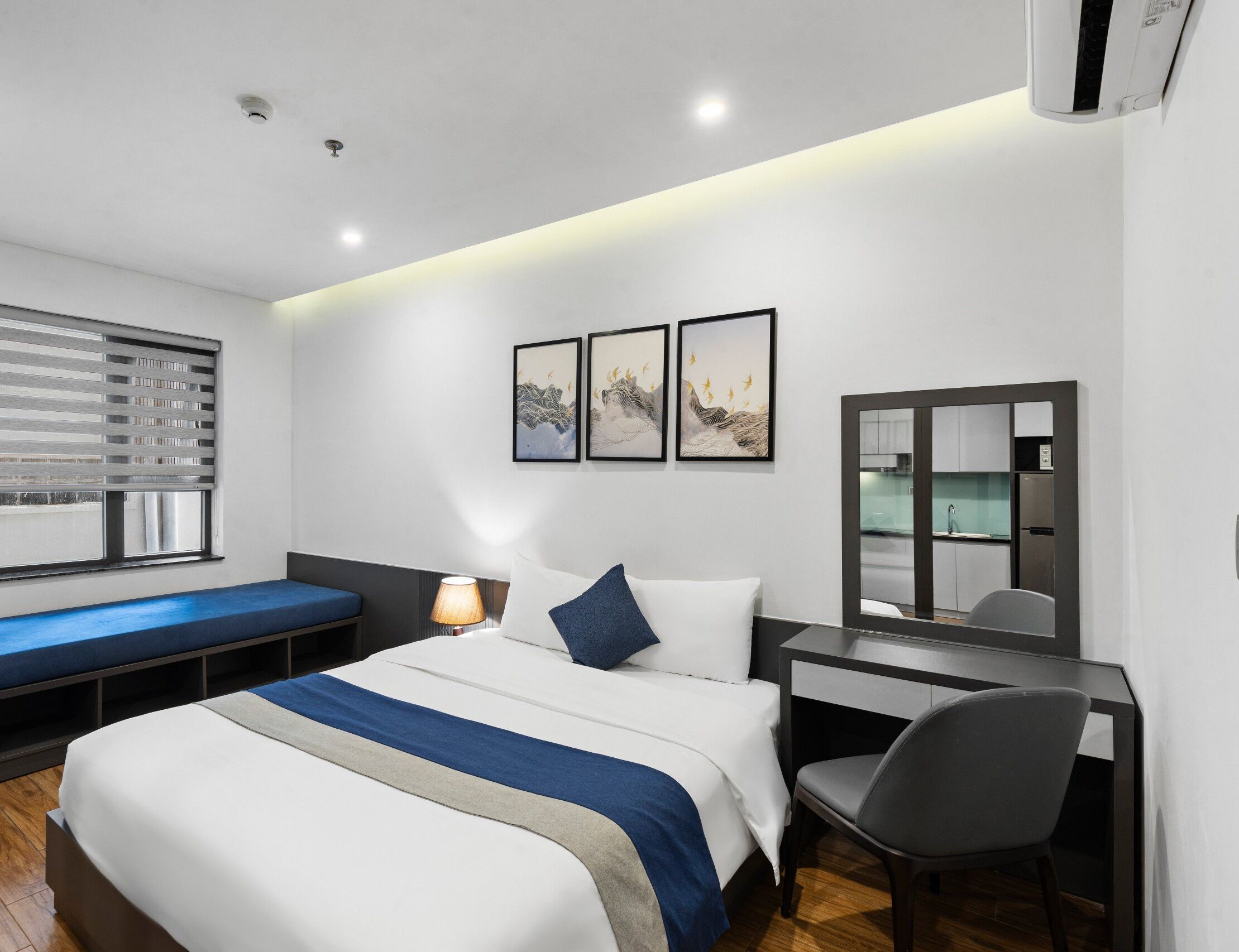 Apartamento, 1 quarto, varanda | Secretária, secretária adequada para computadores portáteis 