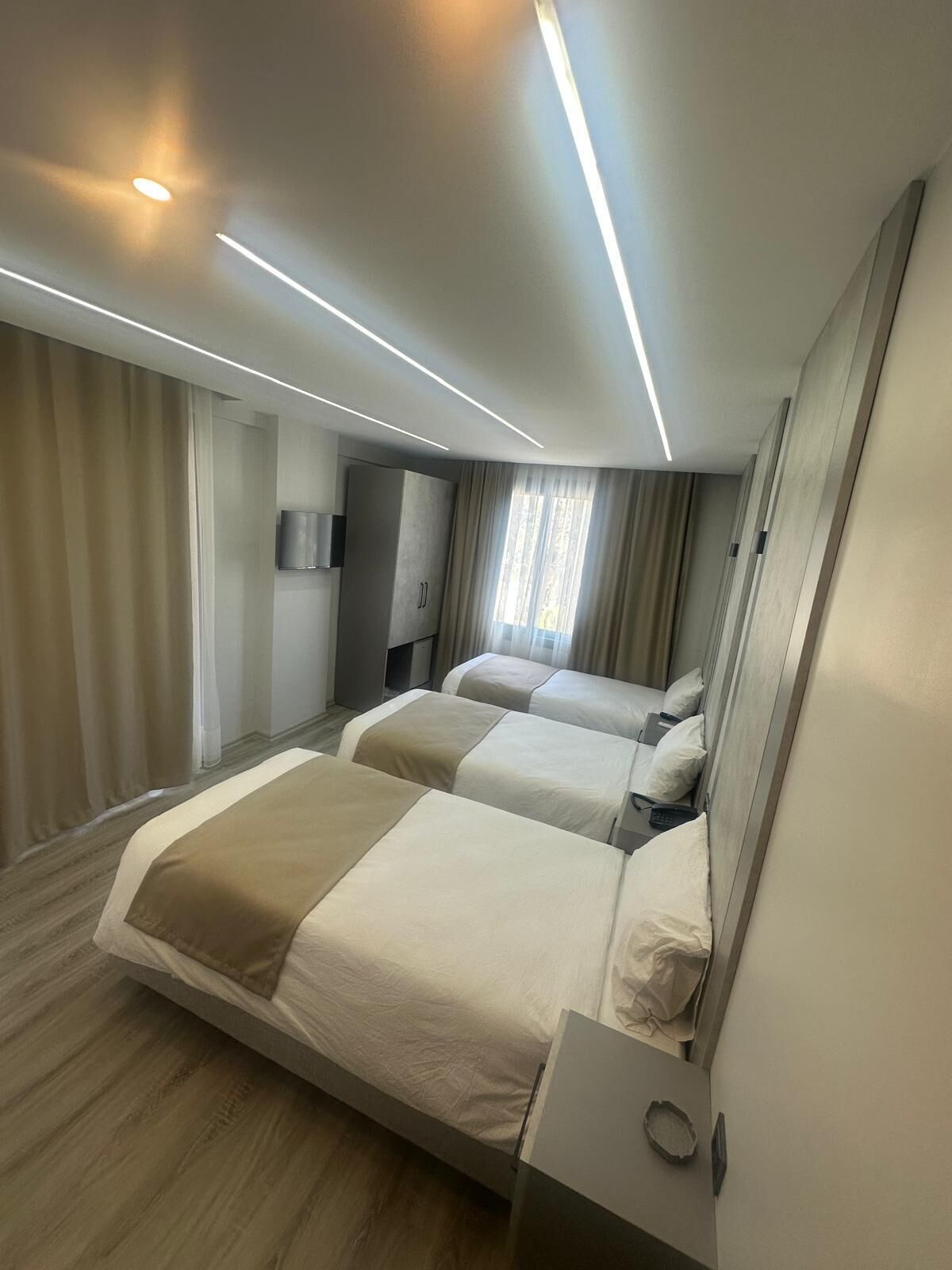 Quarto Triplo Clássico, varanda, Vista para a cidade