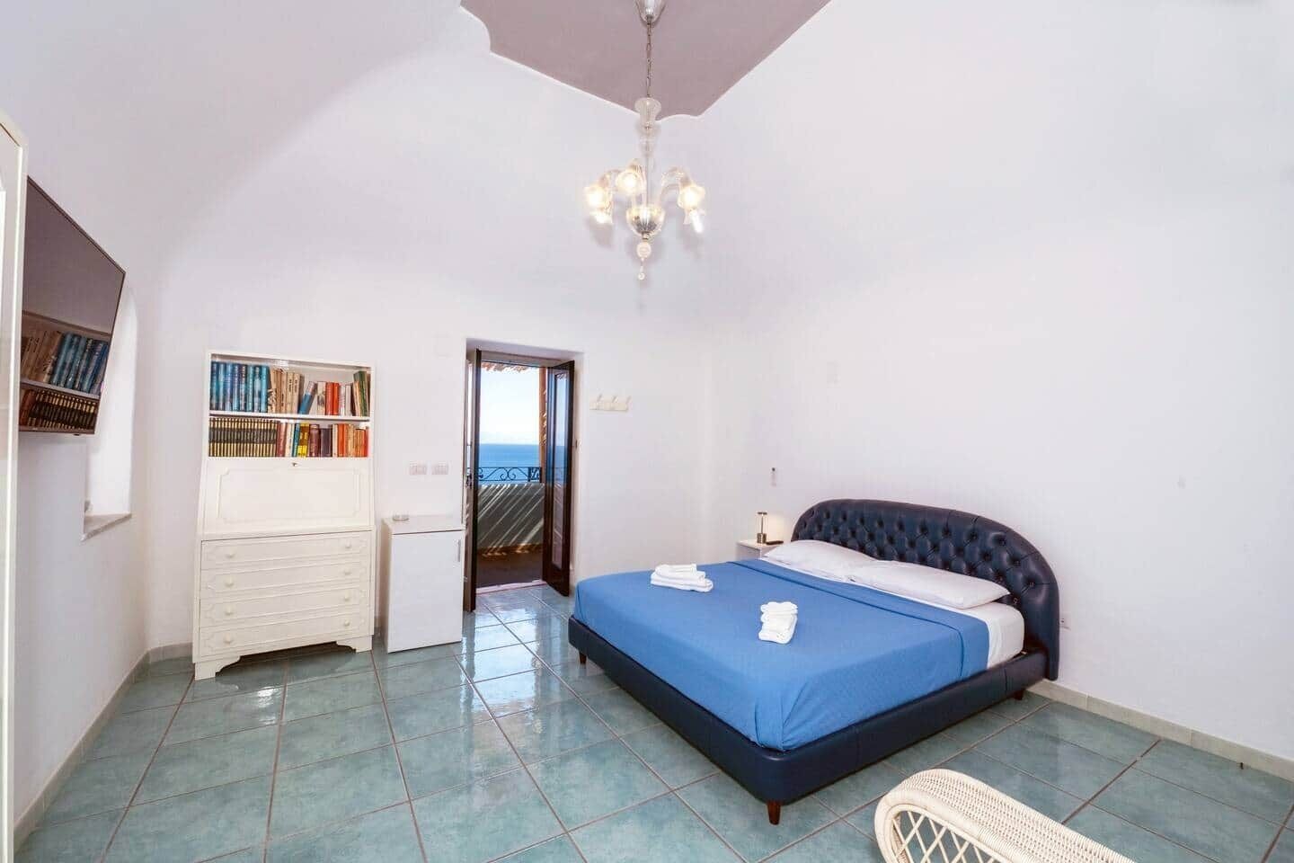 Clifftop Sea Views & Panoramic Terrace - Province of Salerno