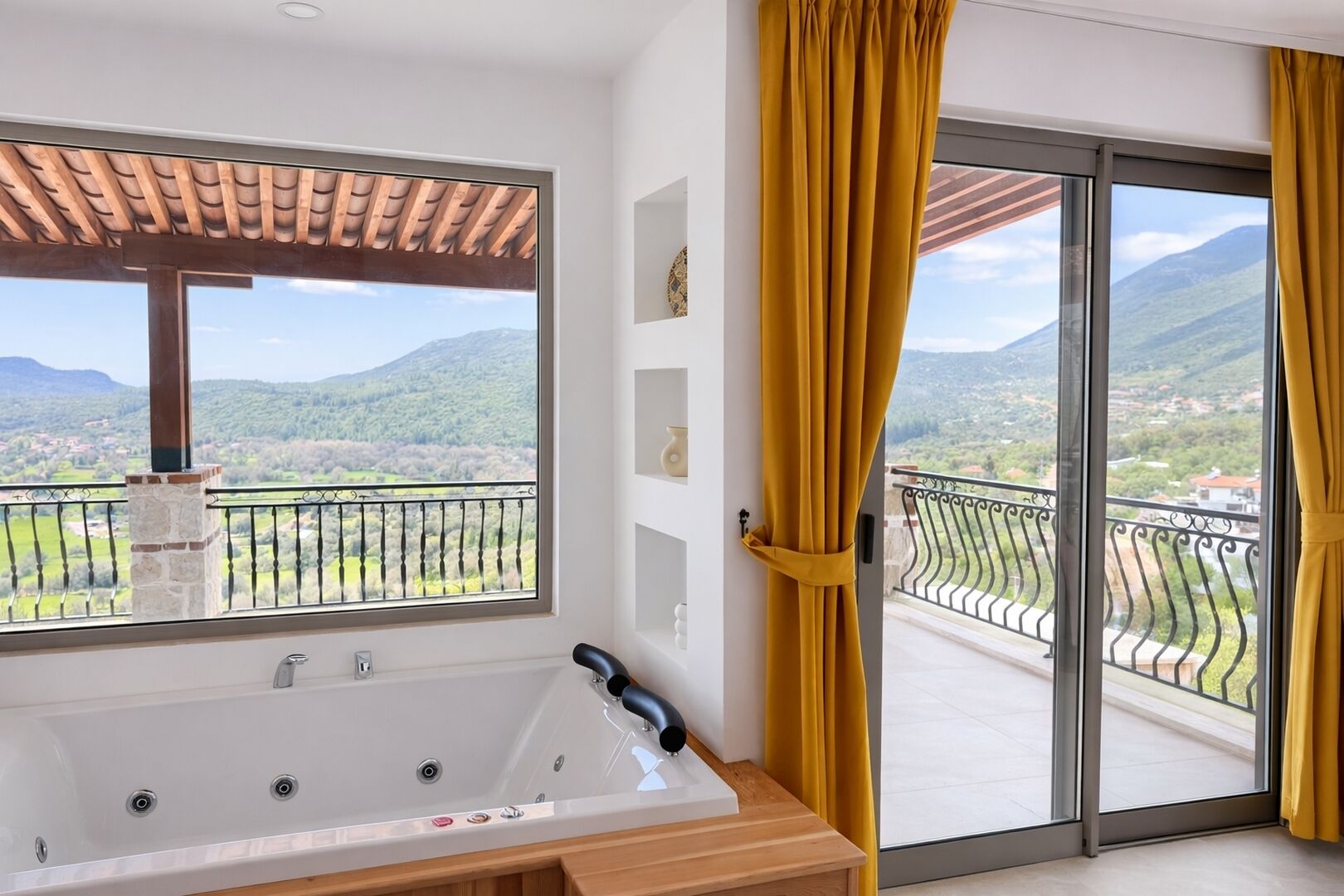 Vila, vista para a montanha | Parte interna