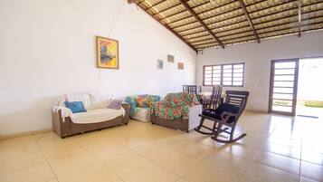 Casa, para fumantes | 3 quartos