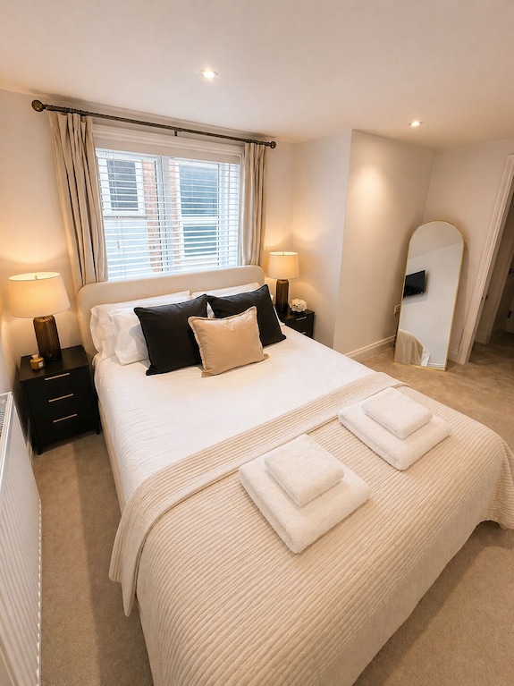 New Gorgeous 1br Flat | City Centre Near High Street - Southend-on-Sea