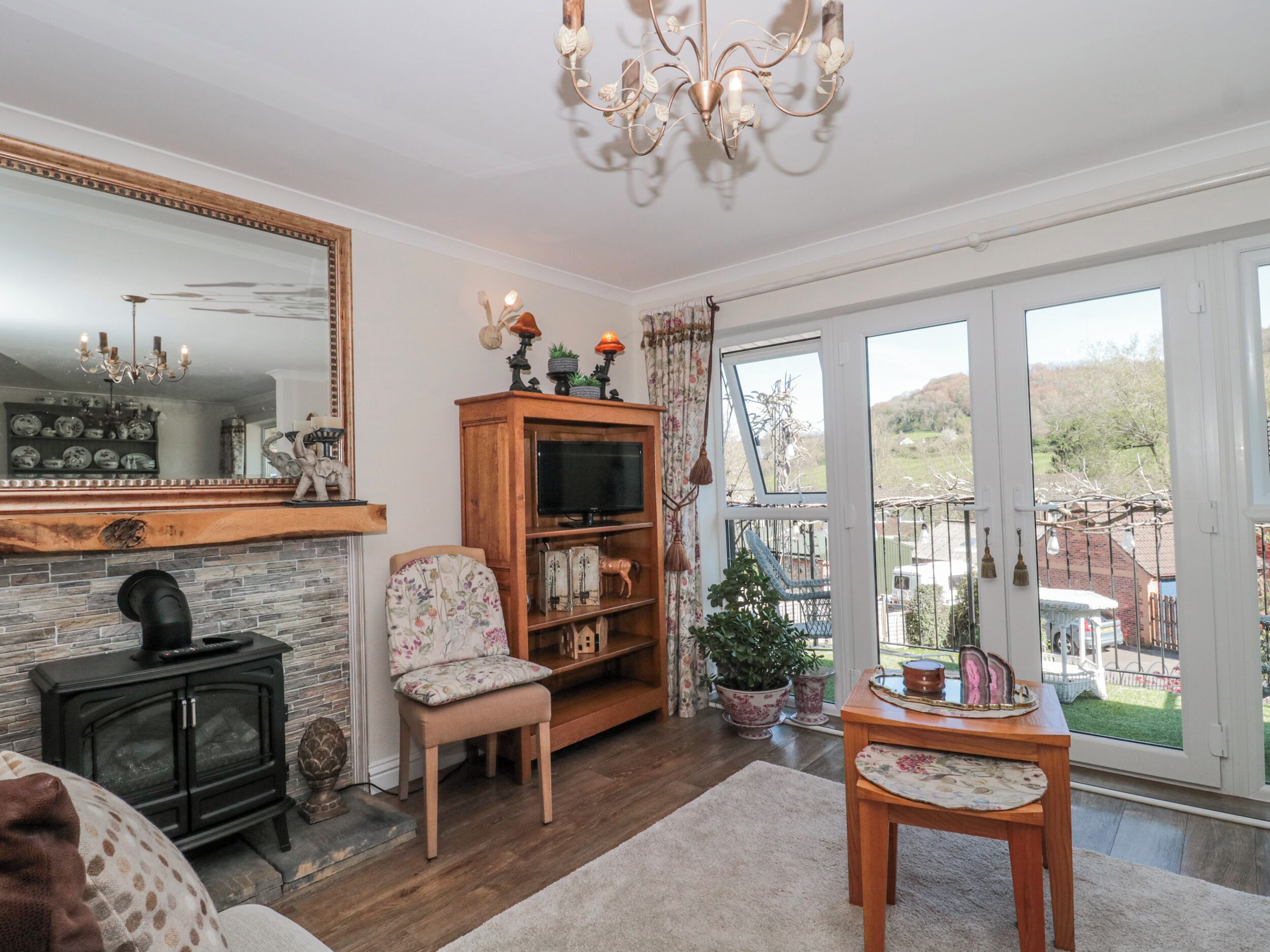 7 The Cedars, Pet Friendly, With A Garden In Wotton-under-edge - Stroud