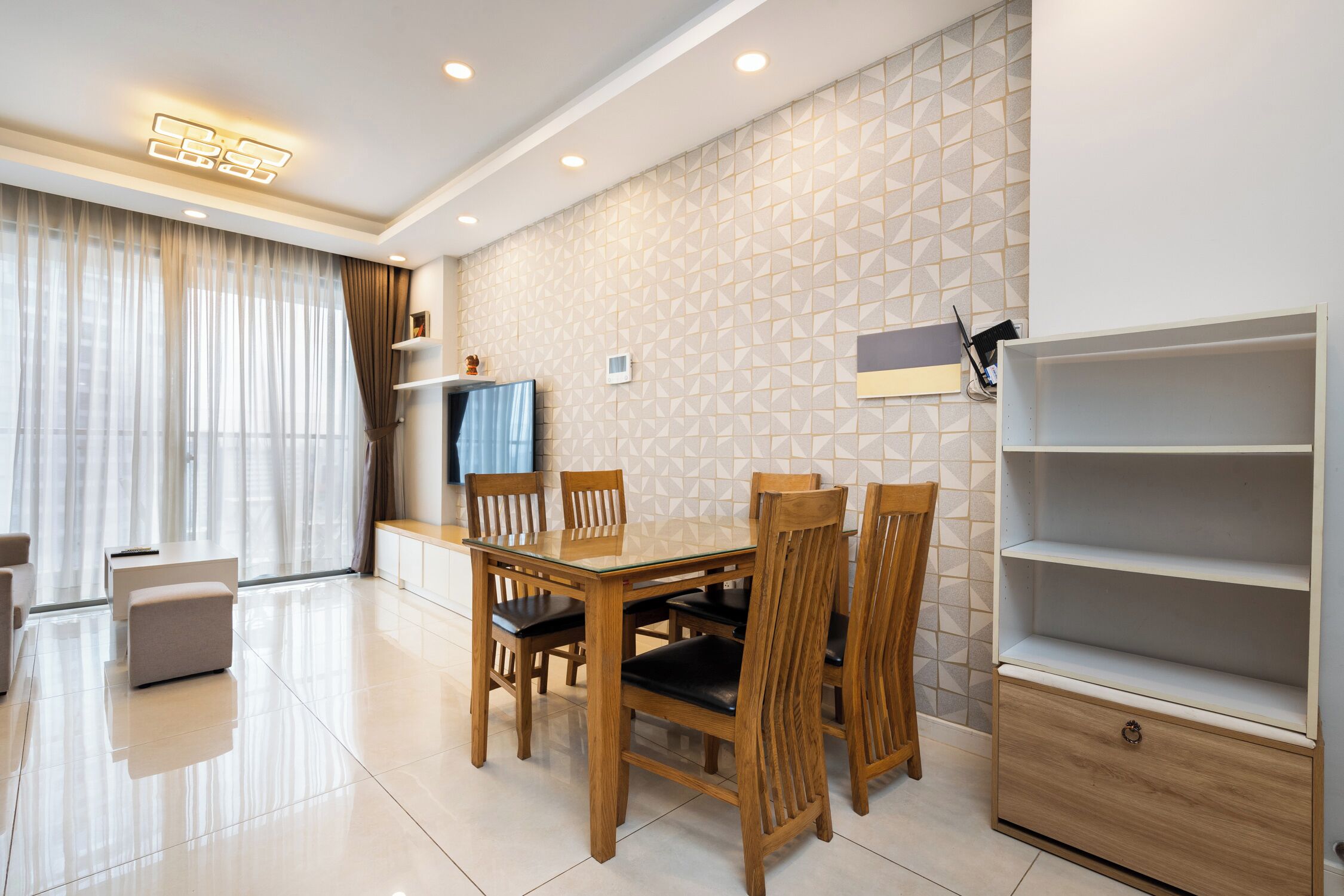 Apartamento família, sacada, vista para a cidade | Opções para refeição