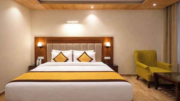 Dls Oak Bush - Mussoorie