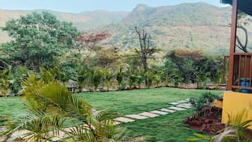 Villa, 6 quartos, acessível, varanda | Terrenos do alojamento