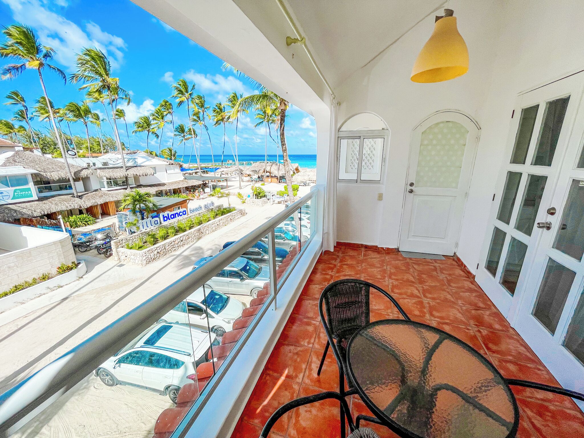 Apartamento exclusivo, vista para o oceano | Sacada