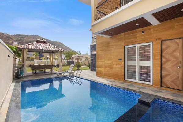 Pool - Casa Meraki by ELIVAAS Stunning 3BHK (Udaipur)