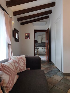 Villa, 2 quartos, vista para a piscina | Sala de estar