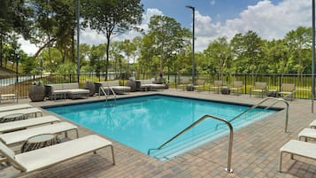 Piscina exterior