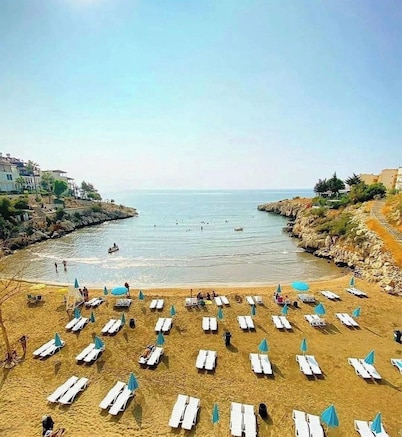 Athena Apart Residence