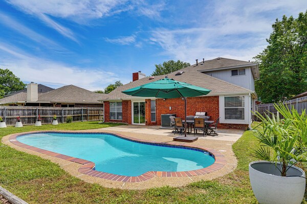 6 Mi To Epic Waters! Spacious Family Getaway - Fort Worth, TX
