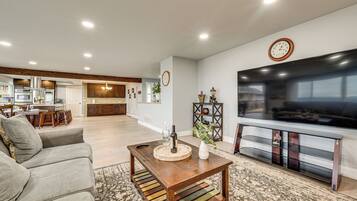 Casa (2 Bedrooms) | Interior