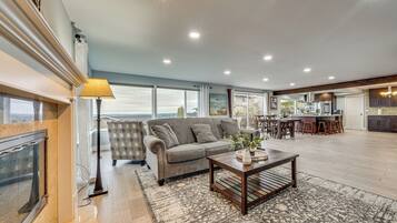 Casa (2 Bedrooms) | Interior