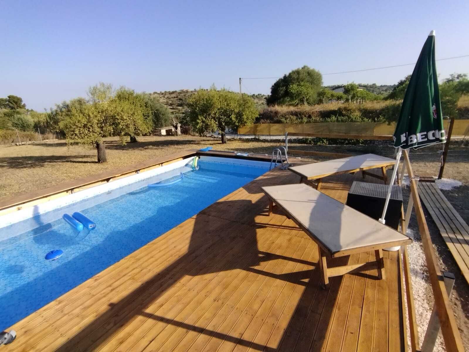 Piscina exterior sazonal 
