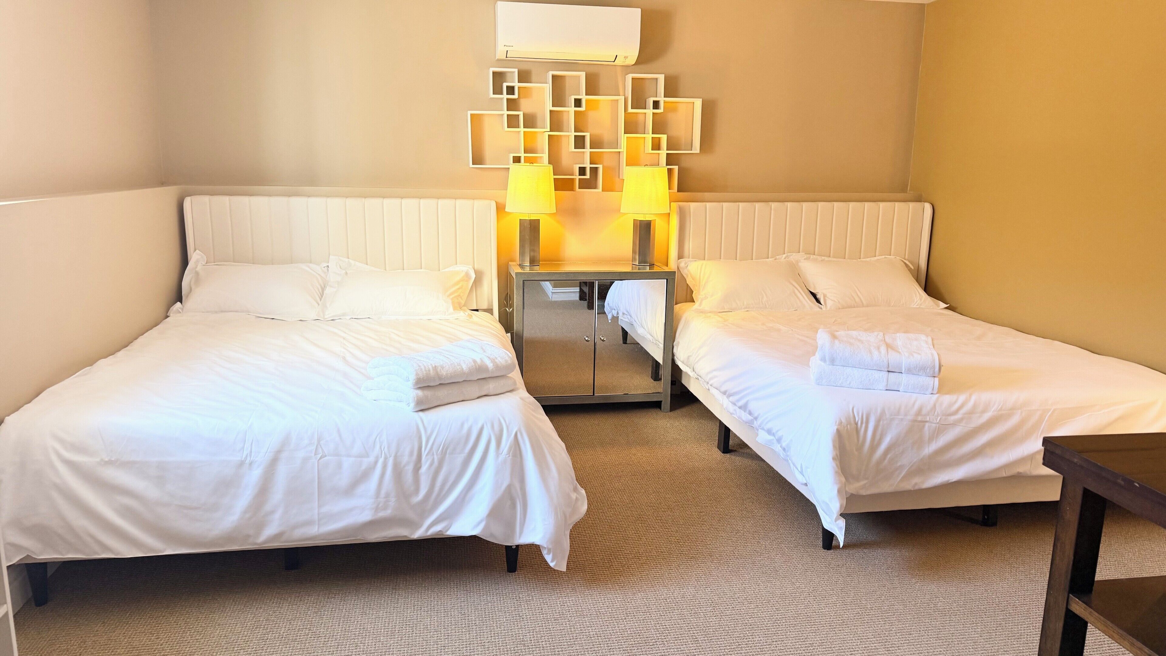 Cozy Retreat Near Everything | Clean & Comfortable - Cornwall