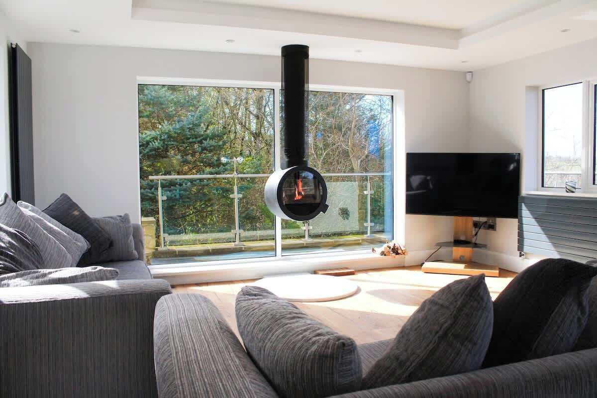 Luxury Sea View Home With Hot Tub & Sauna - Anglesey