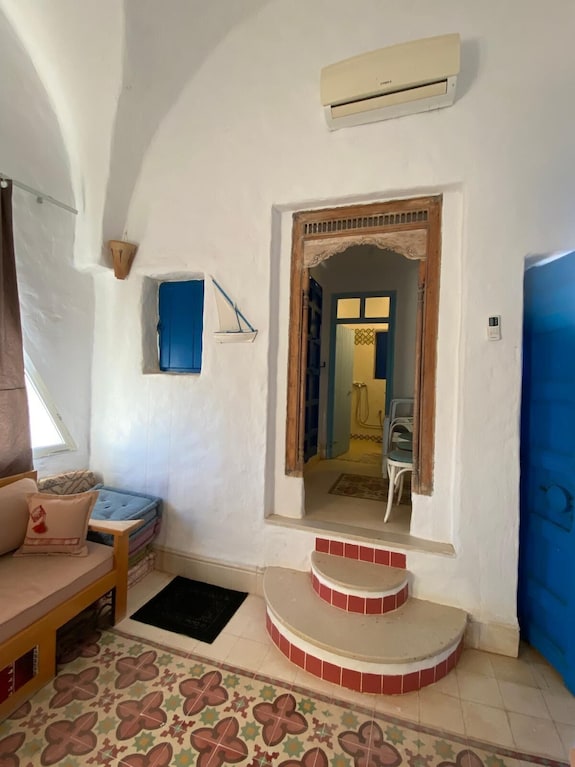 Dar Sidi Bou Magnifique Villa Pieds Dans Leau Avec Piscine Et Vue Mer - Kerkennah