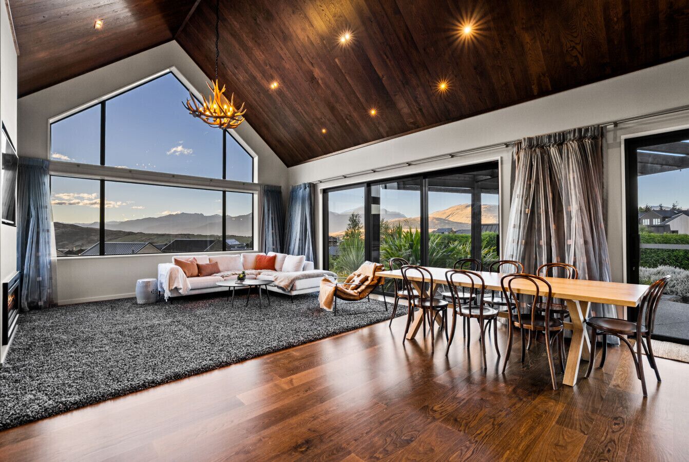 Jacks Point Alpine Residence - 